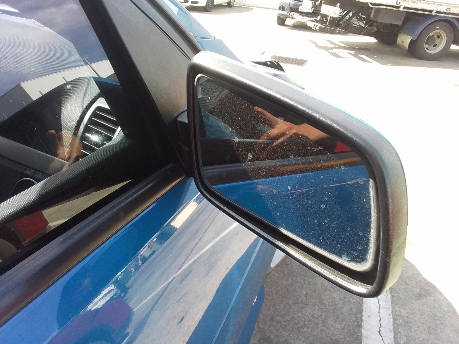 Side Step/Skirt Commodore Holden 2012