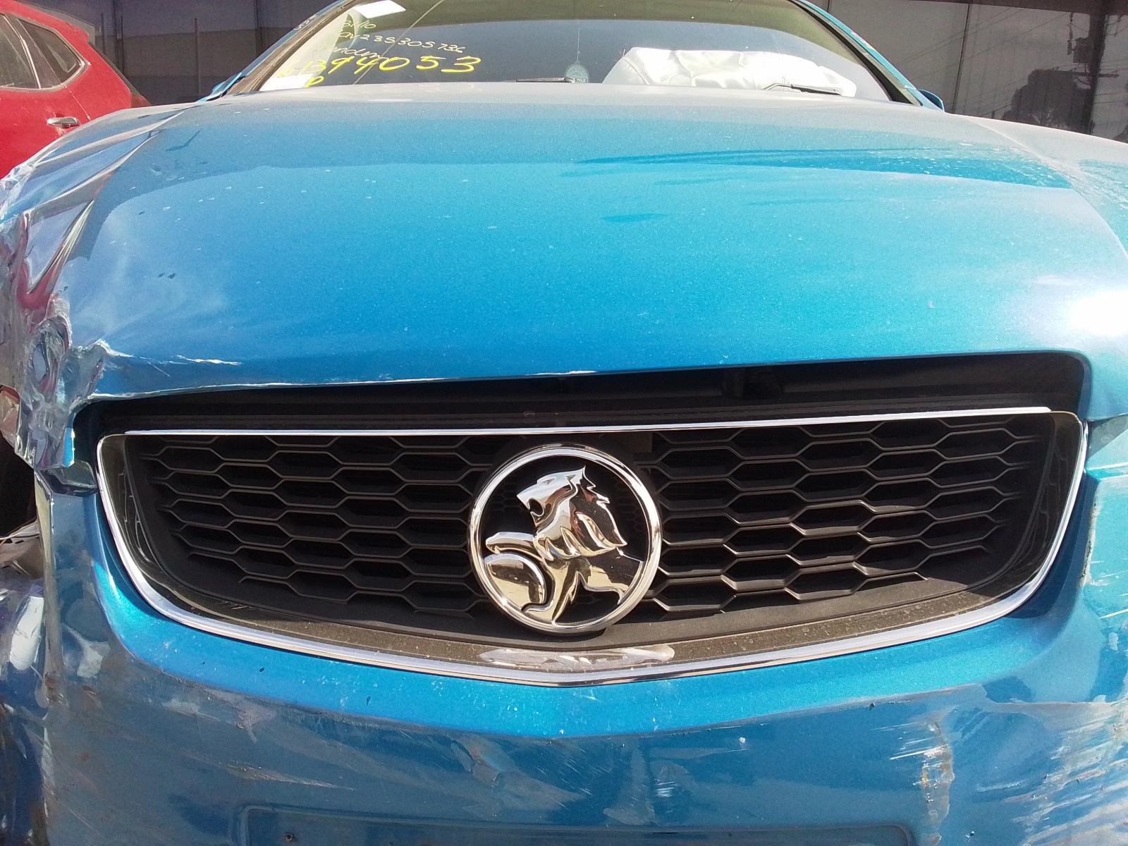 Side Step/Skirt Commodore Holden 2012